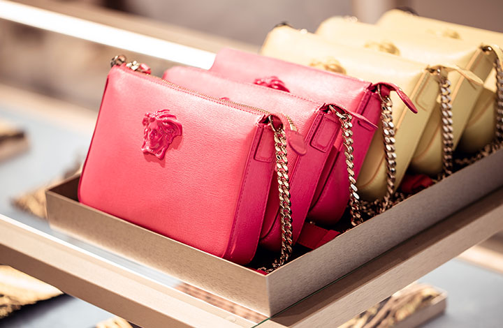 Versace OUTLET in Germany » Sale up to 70% off | OUTLETCITY METZINGEN